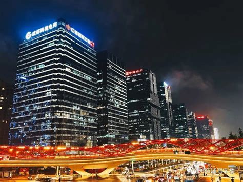 实探 颜值与实力并存！交子公园商圈“上新”，剑指成都新中心！ 知乎