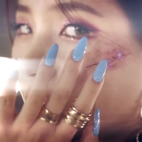 Soyeon Oh My God M V