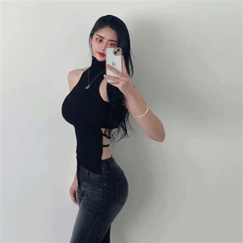 당일 반전섹시🖤 폴라 홀터 사선 백리스 나시 캡내장 뒷 트임 민소매 반목 스트랩 섹시룩 글램룩 파티룩 페스티벌 몸매보정 핏보장 골지 신축성 스판 쫀쫀 4color 에이블리