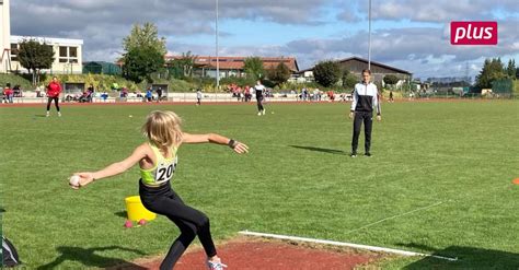 Mehrkampf Der Ballwurf Bringt Neue Bestweiten
