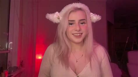 СВЕТА СОЛЛАР ПОКАЗАЛА ЖОПУ НА СТРИМЕ Youtube