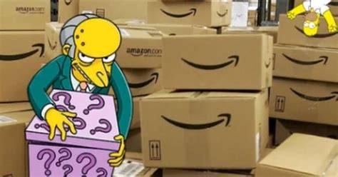 La Caja Misteriosa Los Simpson Pin By Gabriel Feslipe On Memes Memes