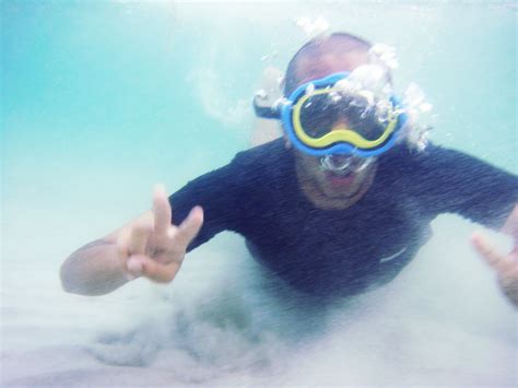 Playing With The Waves Theejaz