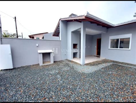 Casa no Bairro Itacolomi em Balneário Piçarras 3 Dormitórios 1