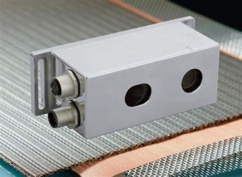 Review Of Noncontact Motion Sensors Based On Optical Technology How