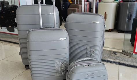 چمدان سامیت Summit سومیت ، فول آپشن ، نشکن ،۸ رنگ ارسال سریع