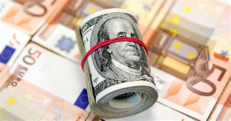 El Euro Se Acerca A La Paridad Con El Dólar Por Primera Vez En 20 Años