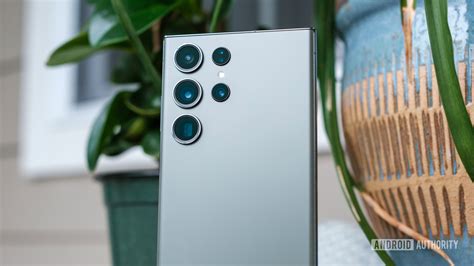 The Galaxy S23 Ultra Has A Major Camera Zoom Bug Thanks To One Ui 611