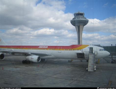 EC HQN Iberia Airbus A Photo By Juri Lehmann ID Planespotters Net