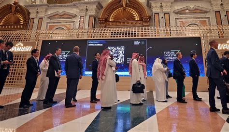 Saudi Arabias Sovereign Wealth Fund Raises Massive 17bn Loan Middle