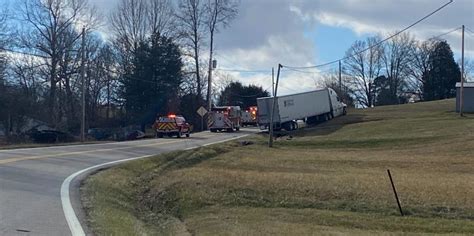 Thp 10 Year Old Airlifted After Greene County Crash Wjhl Tri