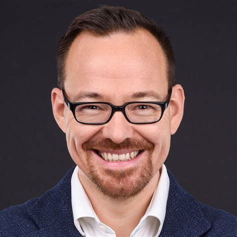 Simon Gupta Medium