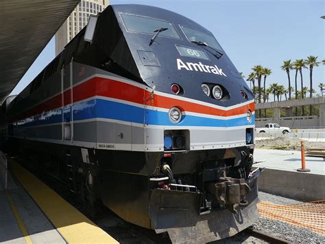 Bestand Amtrak GE P DC Heritage Phase III Livery Rail Wiki