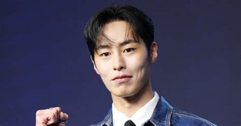 [공식] 씨제스 떠난 이재욱 신생 엔터 로그 스튜디오 새출발