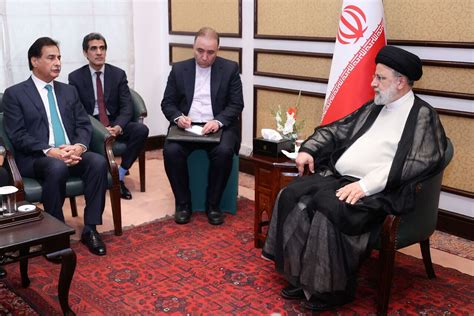 Iran President Pakistan Senate Speaker Discuss Bilateral Ties