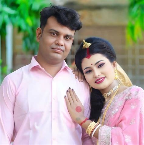 Shady Rays Happy Friends And Free Shades Friday Grab A Pair For You And Some Friends By