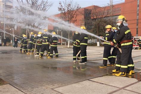 武汉市全面发起消防安全宣传攻势，筑牢春节消防安全“防火墙”社区知识培训