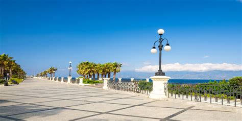 Reggio Calabria Ferries Port And Travel Guide Ferryhopper