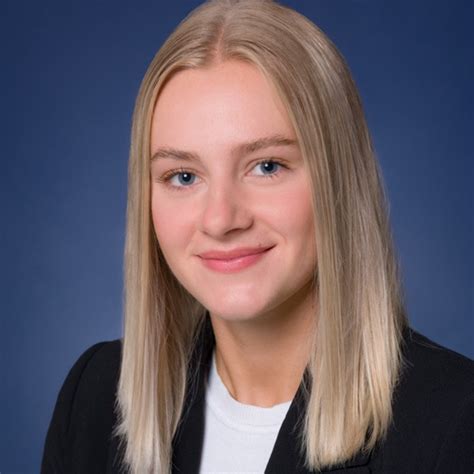 Natalie Rödl Sachbearbeiterin Administration Innovation Group