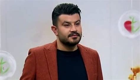 آخرین خبر اجرای زیبای آهنگ یا فاطمه بنت نبی توسط پیمان طالبی