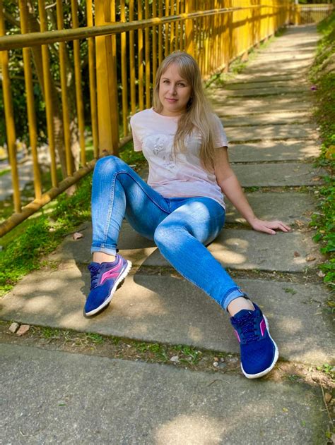 I Like My Skinny Jeans R Girlsinjeans