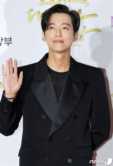 남궁민 국무총리 표창 수상 고생할 연인2 스태프들 힘내길 [대중문화예술상] 아이돌24시 네이트 연예