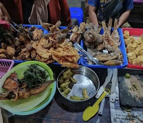 Pecinta Pedas Wajib Cicip Ini 5 Sego Sambel Enak Di Surabaya Halaman 2