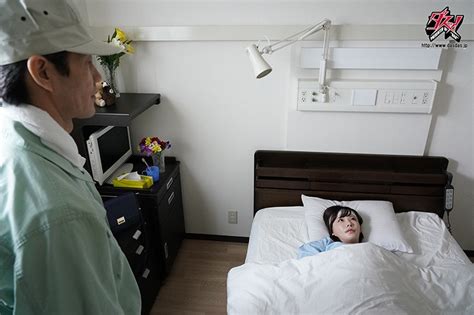 記憶喪失で運ばれた見知らぬ女。婚約者だと騙して俺の玩具にした。 深田えいみ エロ動画・アダルトビデオ Fanza動画