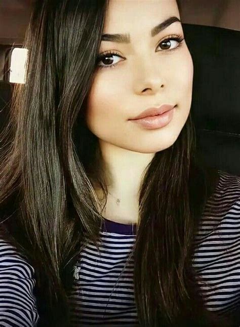 Pin De Frank Cardamone En Miranda Cosgrove Foto