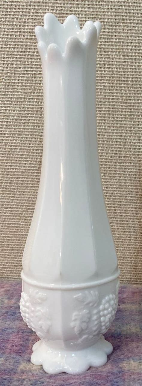 Hitiques Swung Vase 10 Westmoreland Milk Glass