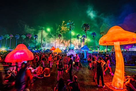 22 Images That Illustrate The Stupefying Sights Of Edc Orlando 2022