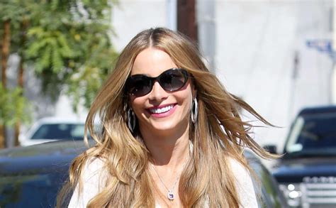 Ko Je I čime Se Bavi Sin Sofije Vergare Stil