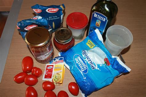 Ricetta Pizza Margherita Con Acciughe Golosamente