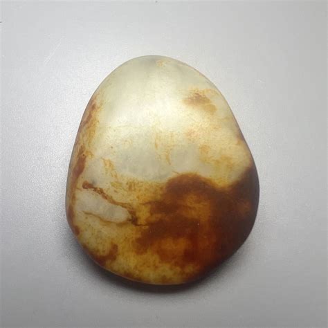 Yahooオークション 旧家供養品 新疆 和田玉 原石 原皮 沁色自然 手