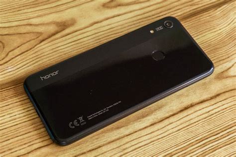 Обзор Honor 8A — недорогой смартфон с NFC — Товариссимо
