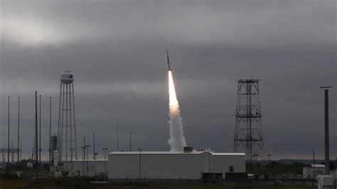 Us Military Conducts Test Launch Of Hypersonic Experiments For Weapons