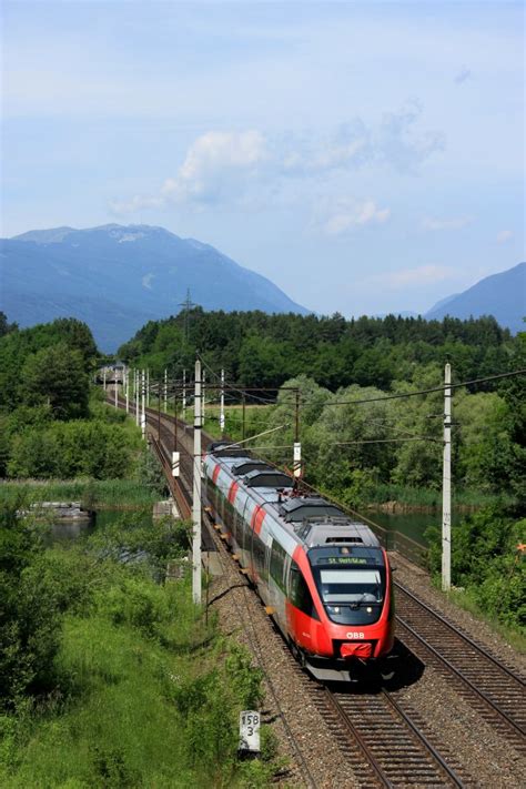 ÖBB 4024 114 3 fährt am 08 06 12 als S Bahn von Villach Hbf nach St