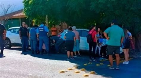 Se Olvidaron A Su Hijo Encerrado En El Auto Durante Seis Horas Y Ahora El Chico Pelea Por Su