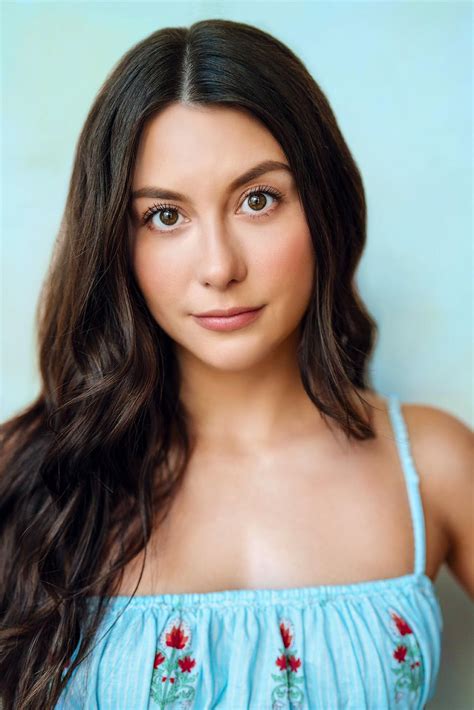 Danielle Napiers Instagram Twitter And Facebook On Idcrawl