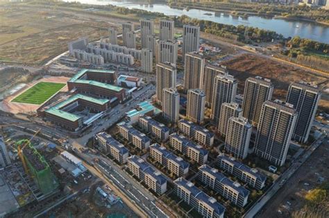 和平湾首家小学与中学5月14日正式投入使用，方大长白一品业主优先入学 知乎