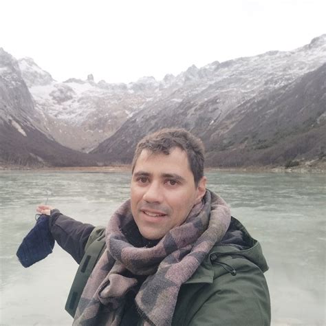 Cassio Almeron Medium