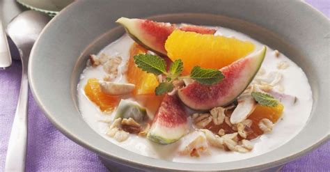 Muesli With Yogurt And Fruit Recipe Eat Smarter Usa