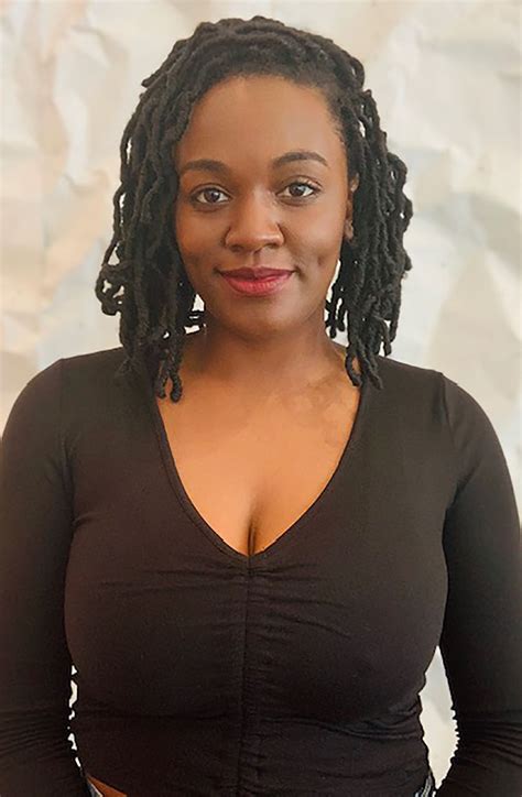 Actress Renea Brown Gets Used To A Different Way Of Performing