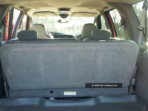 2003 Exursion Xlt Red Ext Grey Trim Int V 10 Gas