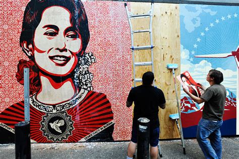 Shepard Fairey 4 ~ Streetart ~