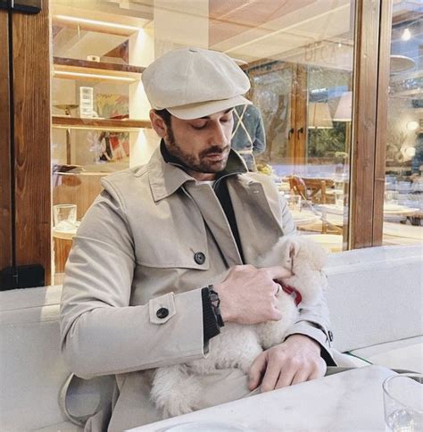 Pin de 𝐓𝐮𝐫𝐤𝐢𝐬𝐡 𝐒𝐞𝐫𝐢𝐞𝐬 𝐀 en 𝐀𝐥𝐩 𝐍𝐚𝐯𝐫𝐮𝐳 Hombres turcos Hombres atractivos Hombres