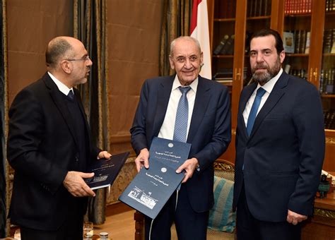 بري التقى كاميرون لبنان متمسك ومنتظر تطبيق القرار 1701 منذ صدوره