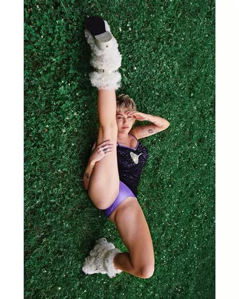 Miley Cyrus Provocative Looks That Are Not Safe For Work