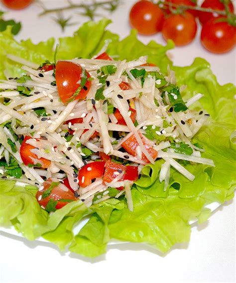 Пошаговый фото-рецепт салата из топинамбура с помидорами Черри и ...