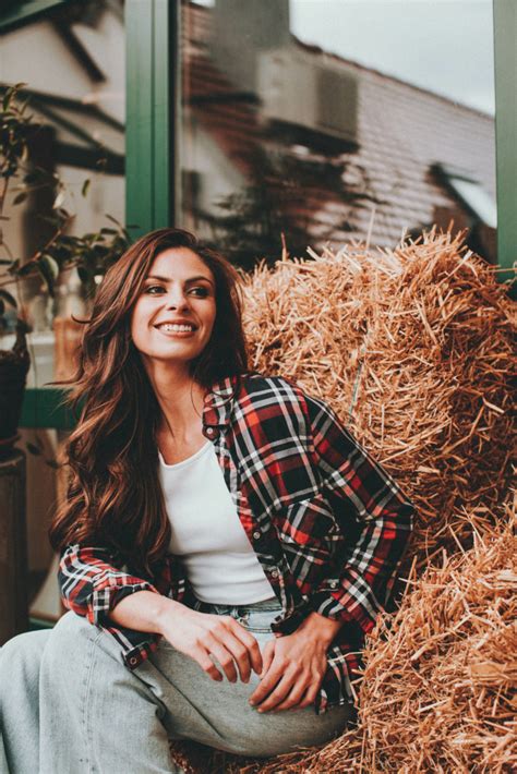 Sabrina L Amaze Models